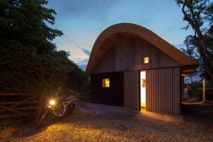 New Barn Like Art Gallery Built with Digital Precision